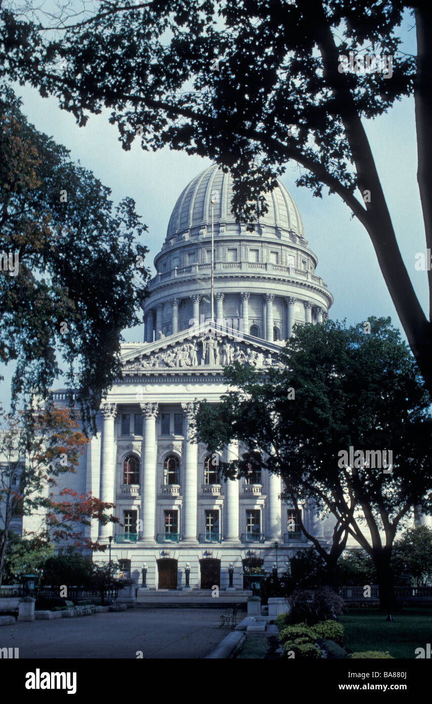 Wisconsin State Capital Building Stock Photo - Alamy