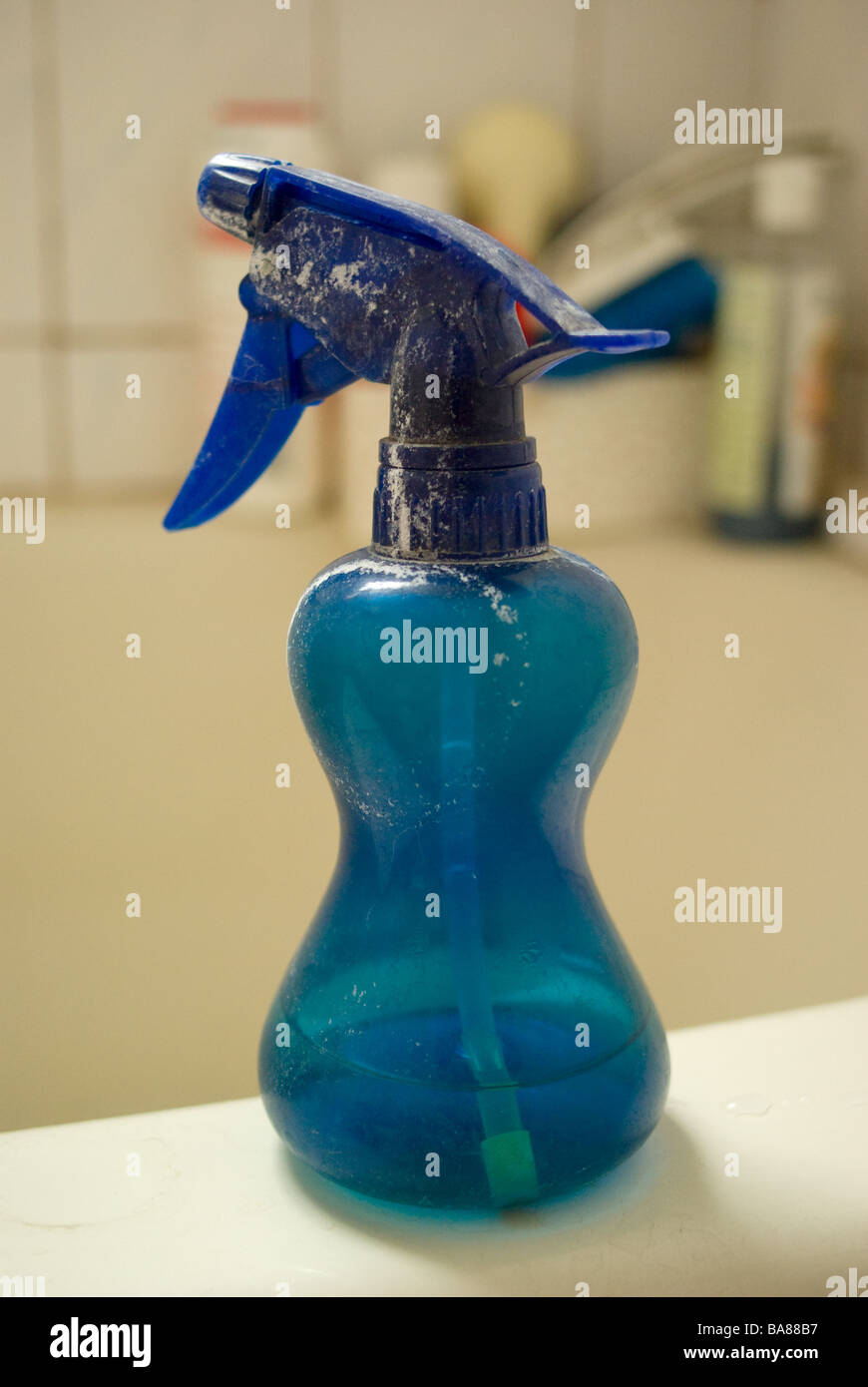 Spray style hi-res stock photography and images - Alamy