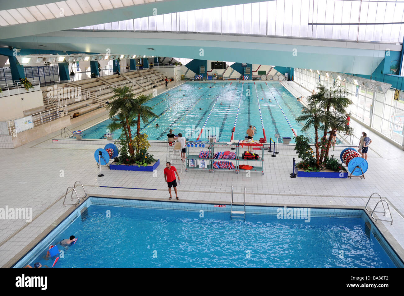 Nancy (54): swimming pool "Gentilly Stock Photo - Alamy