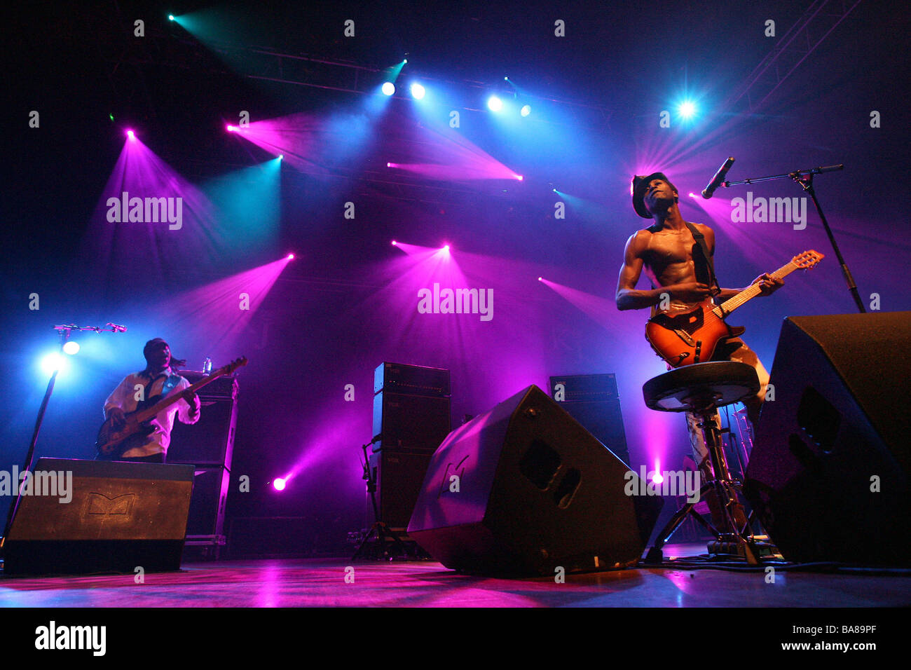 Keziah jones singer hi-res stock photography and images - Alamy