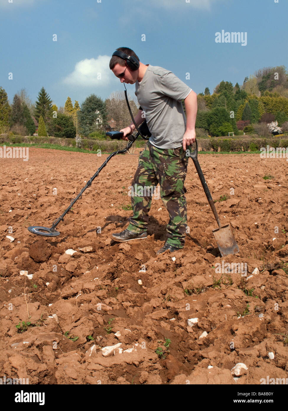Ploughed field metal detector hi-res stock photography and images - Alamy