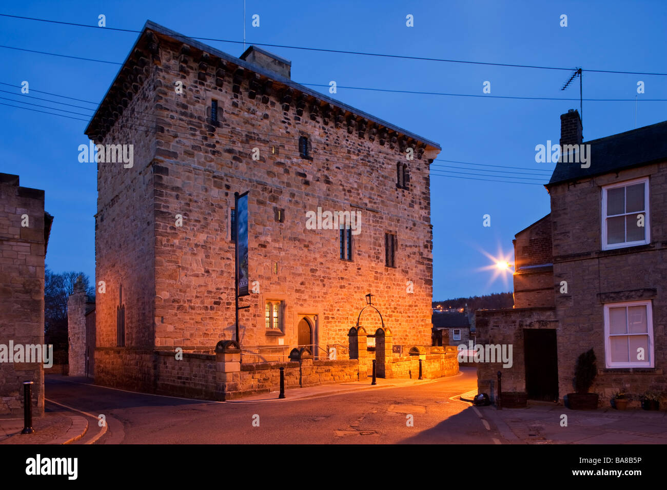 Medieval jail hi-res stock photography and images - Alamy