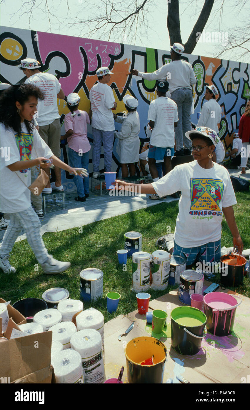 Keith haring hi-res stock photography and images - Alamy