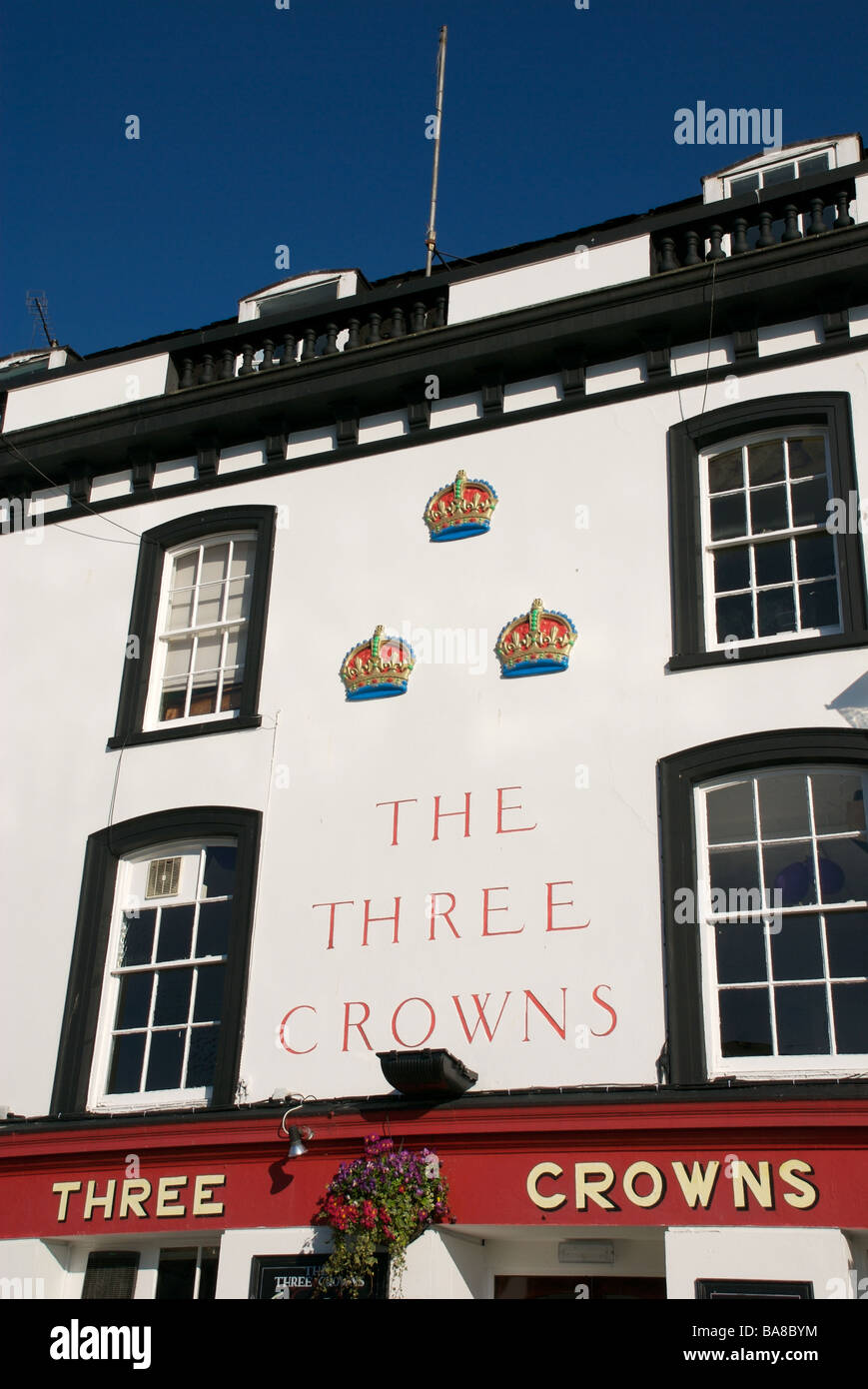 Three crowns pub barbican hi-res stock photography and images - Alamy