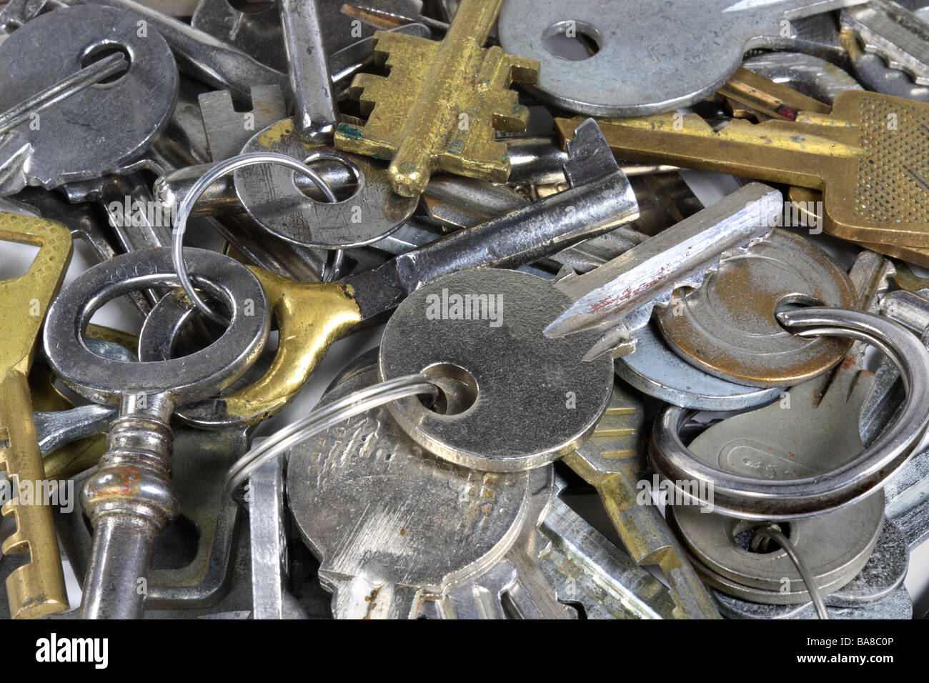 Mass of keys hi-res stock photography and images - Alamy