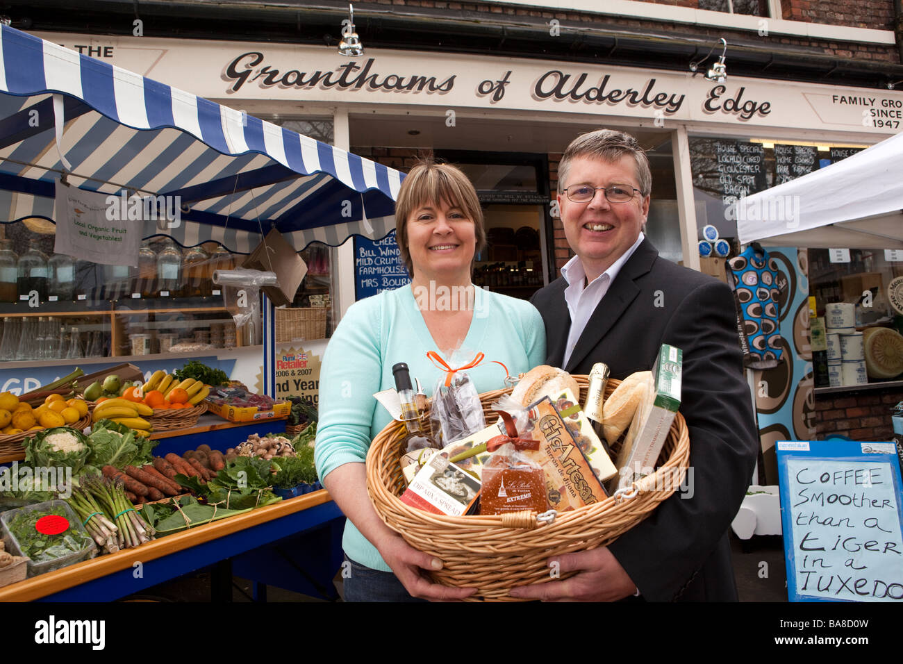 Grocer hi-res stock photography and images - Alamy