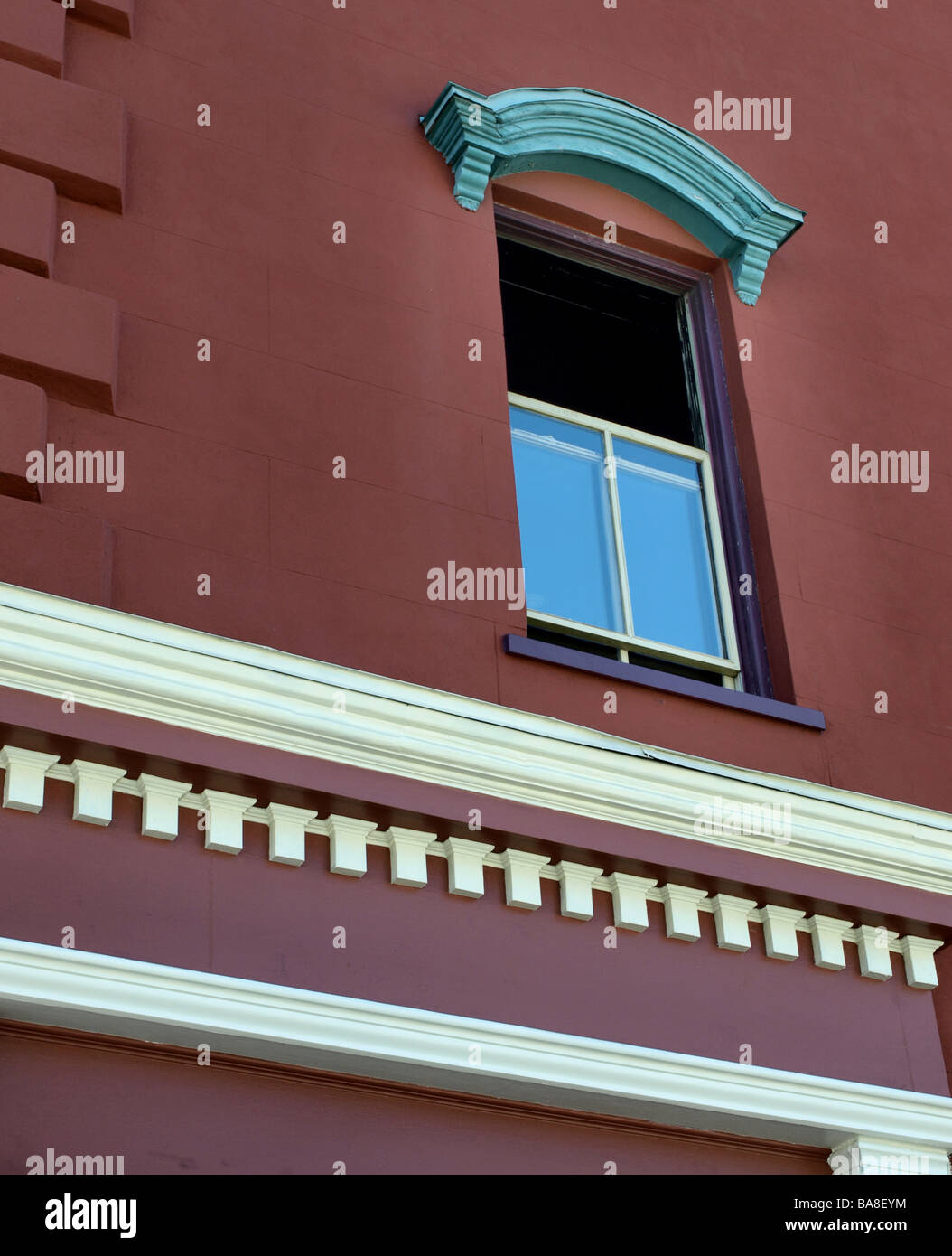 Architectural window hi-res stock photography and images - Alamy