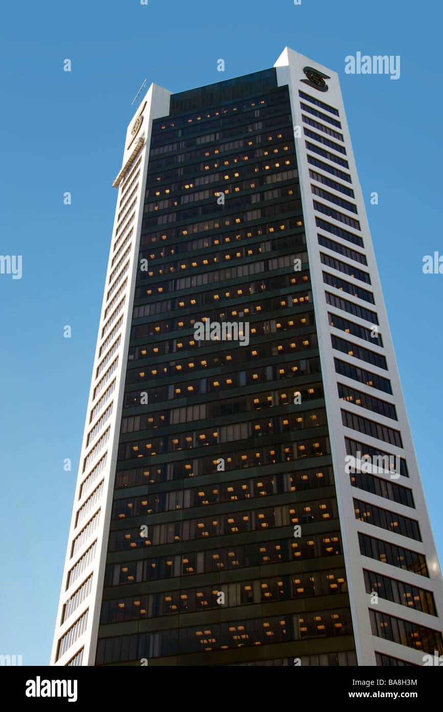 High rise office block in Vancouver Stock Photo - Alamy