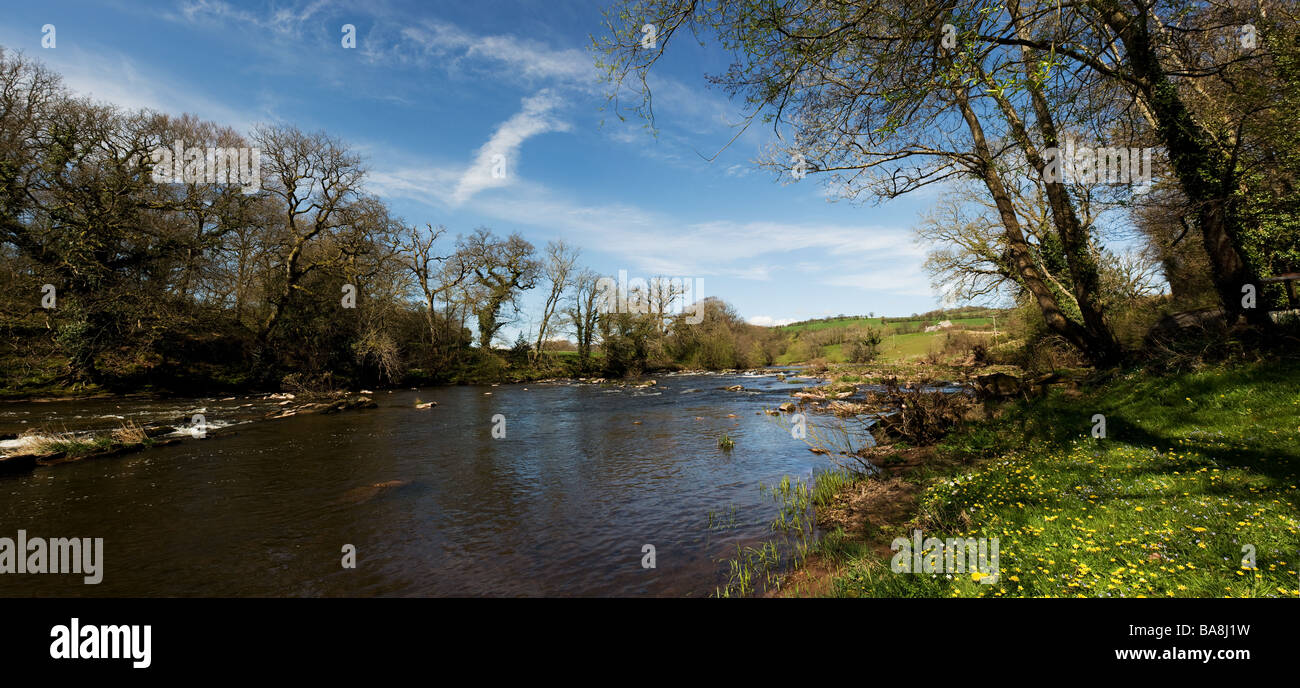 The River Usk in Wales. Photo by Gordon Scammell Stock Photo - Alamy