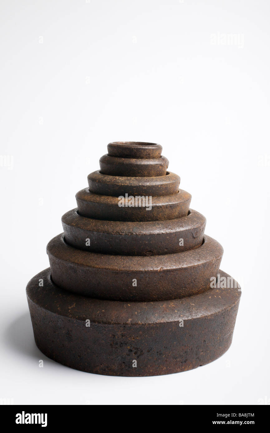Iron weights hi-res stock photography and images - Alamy