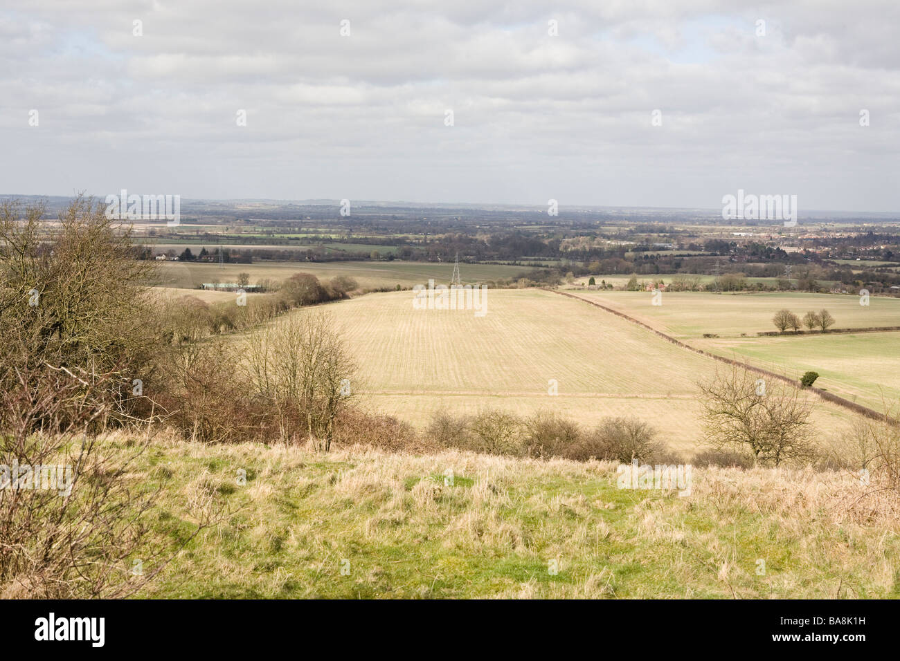 view towards aylesbury Vale from Lodge Hill, buckinghamshire, England ...