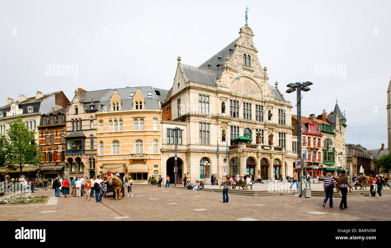 Theatre historical municipal exterior hi-res stock photography and ...