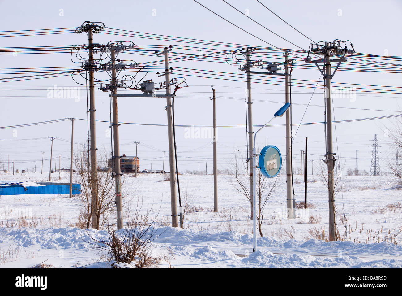 China border station hi-res stock photography and images - Alamy