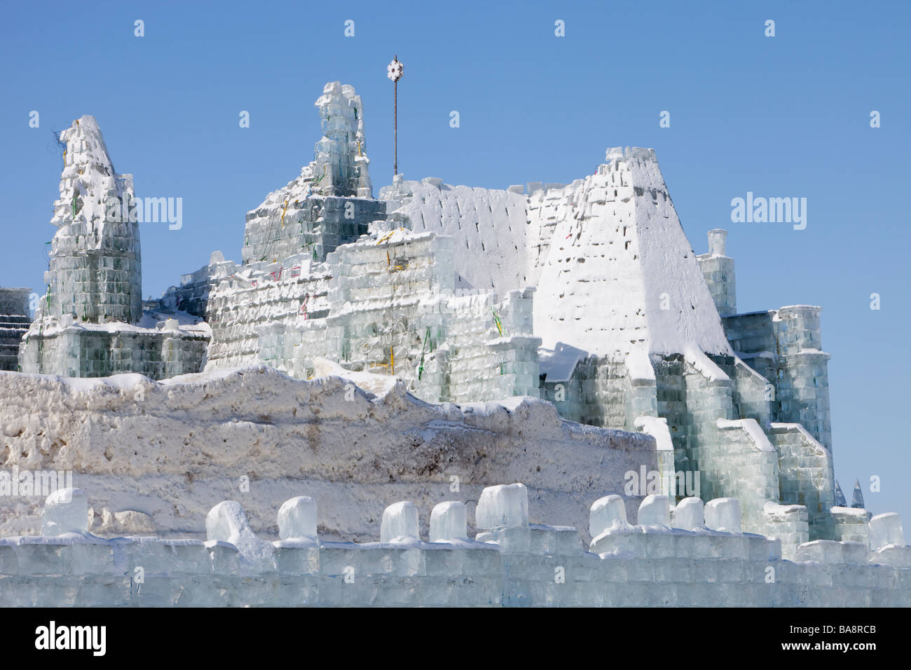 Ice palace hi-res stock photography and images - Alamy