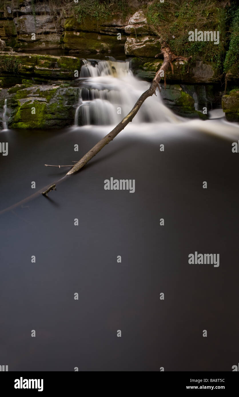 Blue pool wales hi-res stock photography and images - Alamy