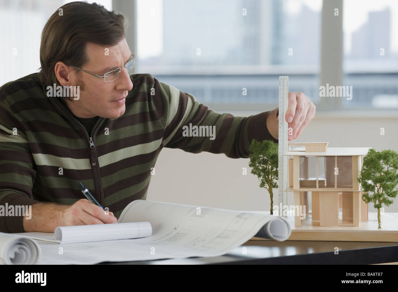 Architect model hi-res stock photography and images - Alamy