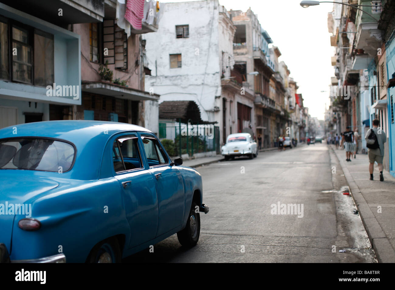 Cuba : street in Havana Stock Photo - Alamy