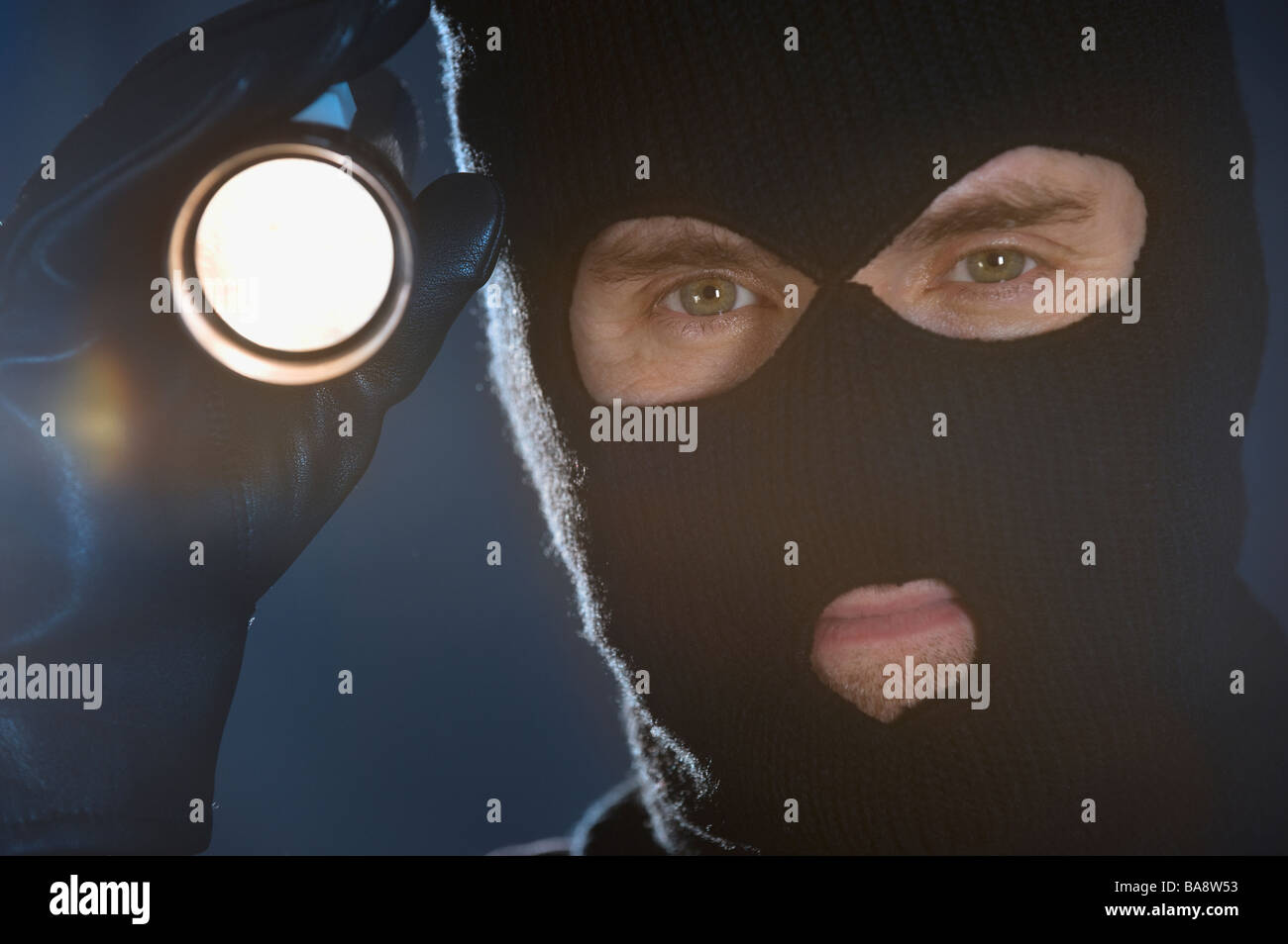 Person shining a torch hi-res stock photography and images - Alamy