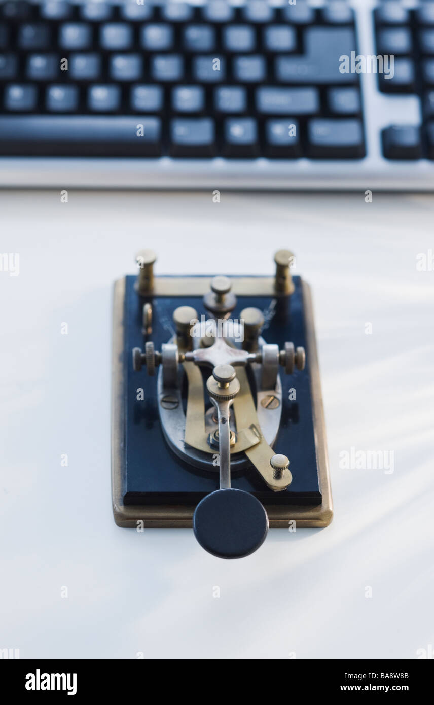His telegraph key hi-res stock photography and images - Alamy