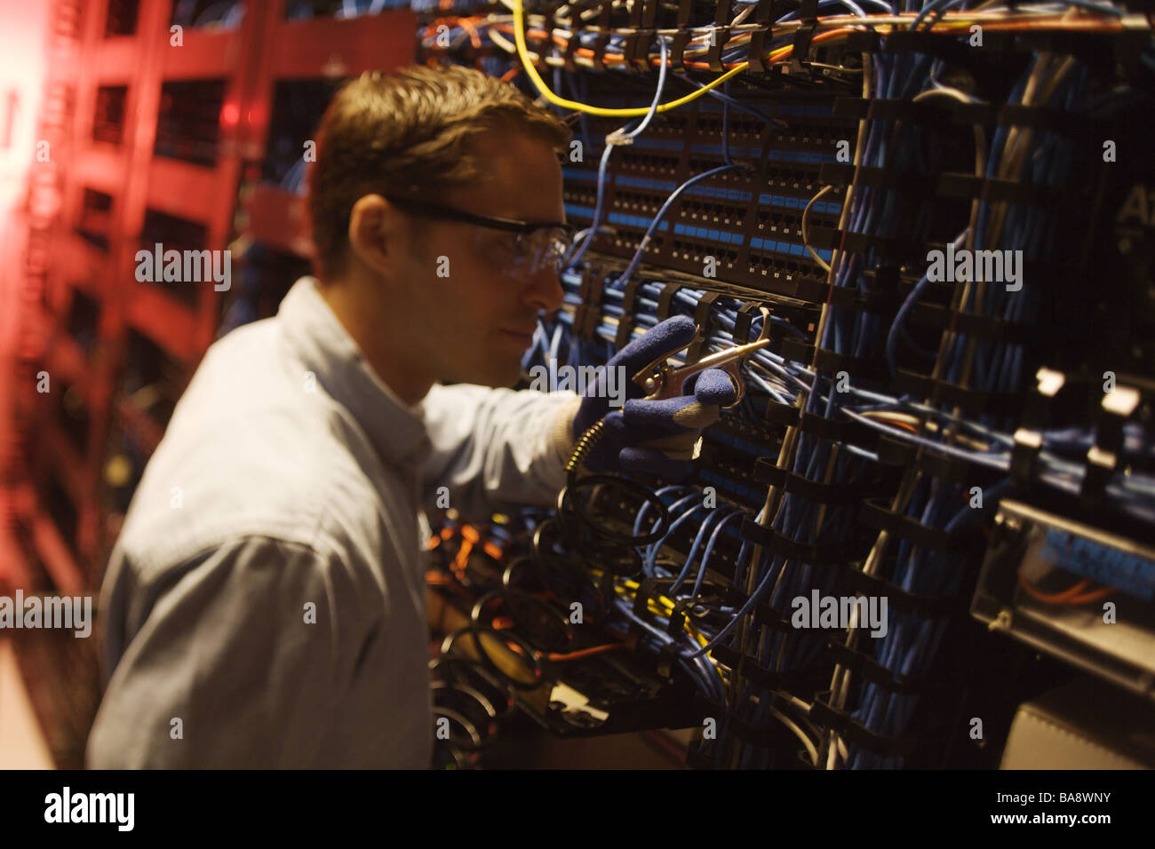 Tech computer hi-res stock photography and images - Alamy