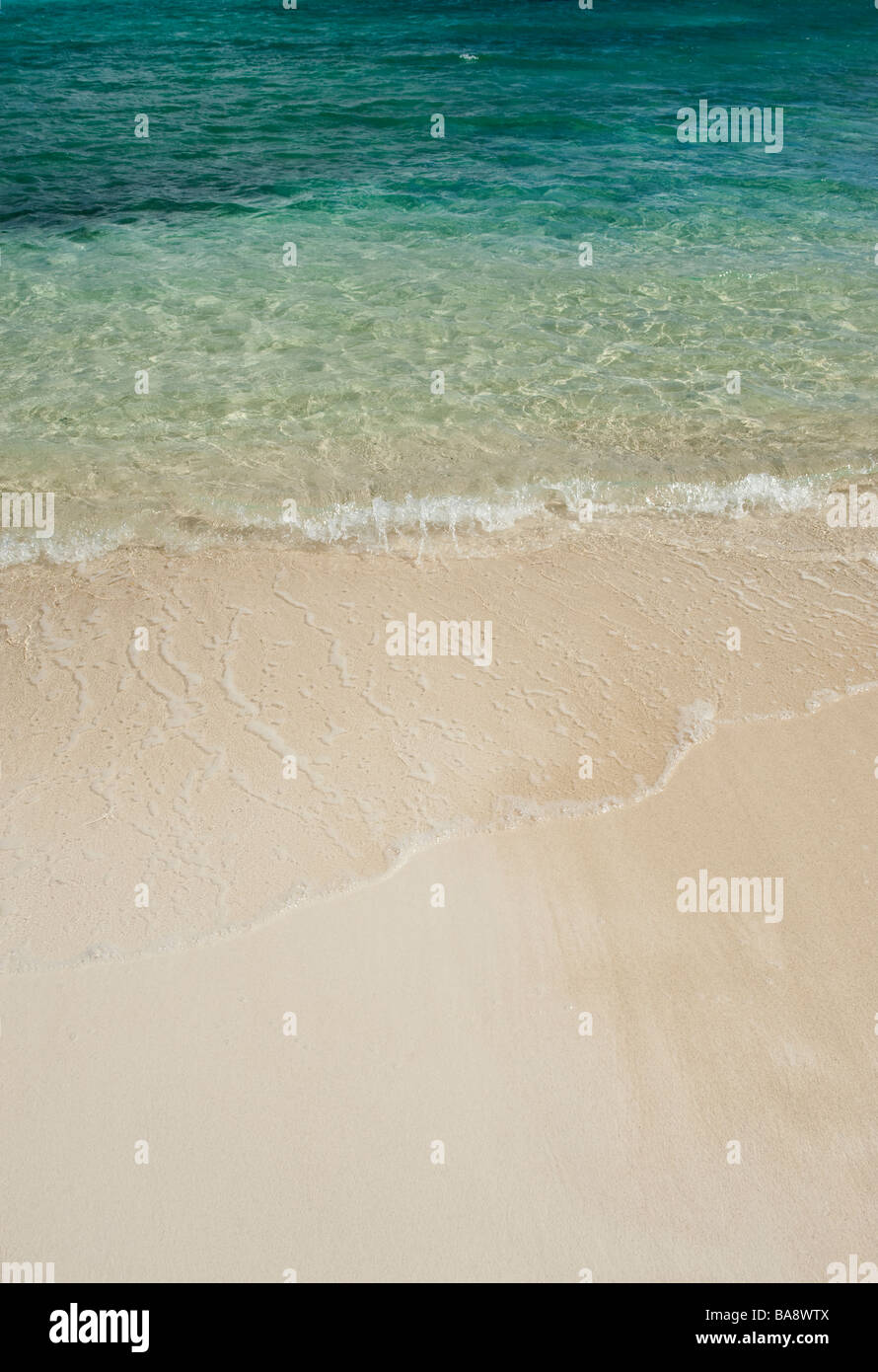 Clear ocean water hi-res stock photography and images - Alamy