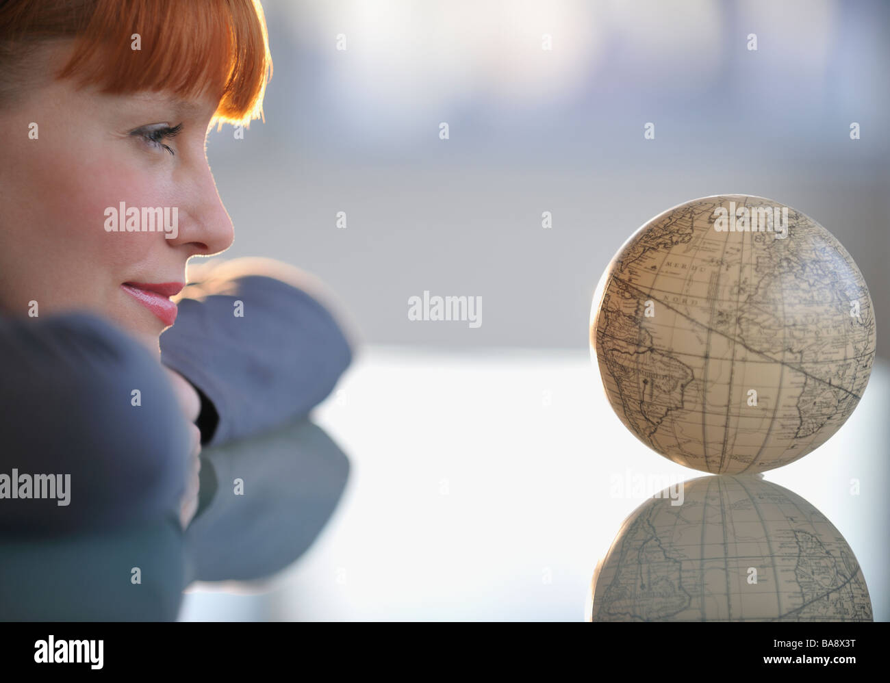 United states lit globe hi-res stock photography and images - Alamy