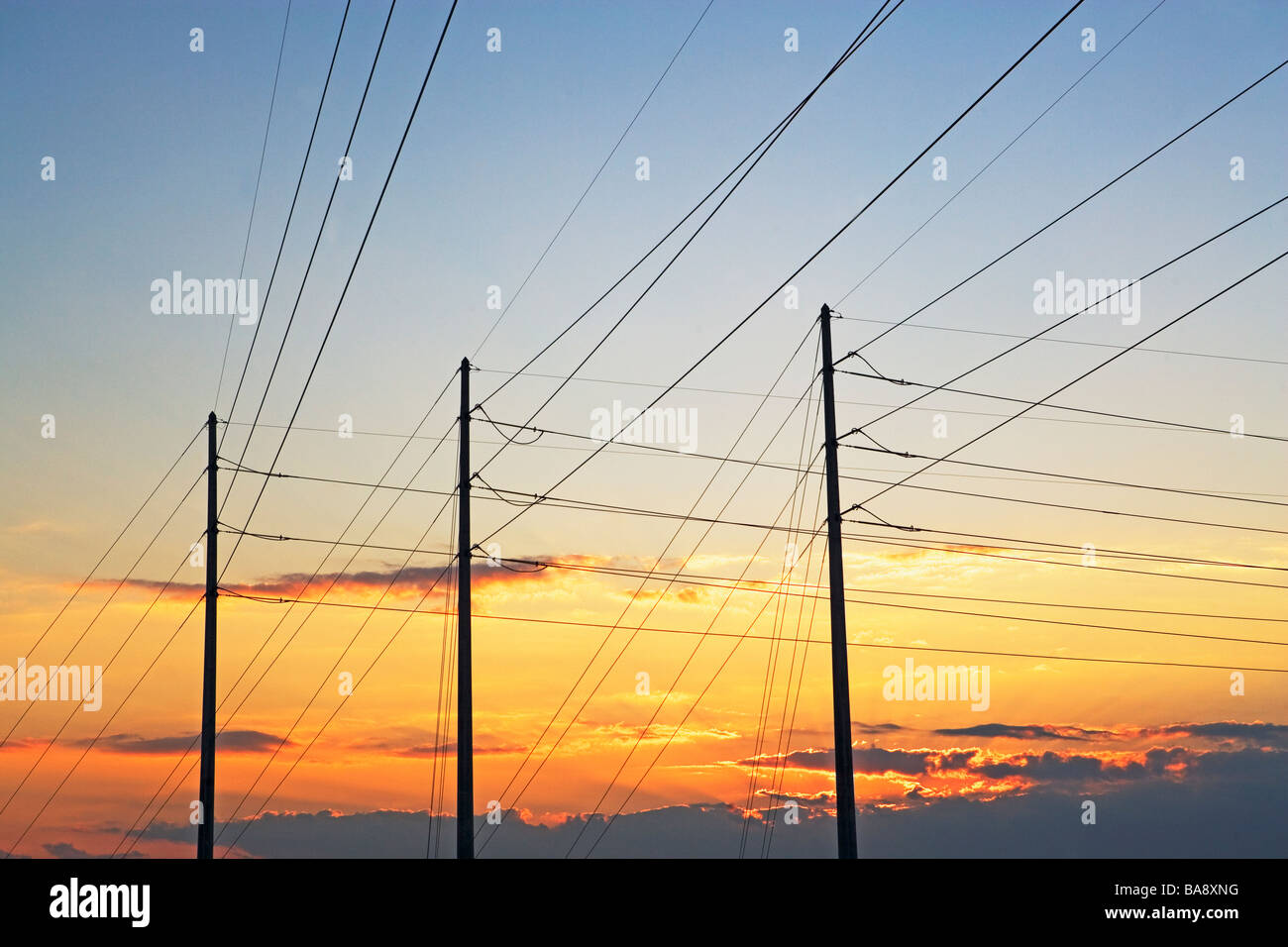Communication lines hi-res stock photography and images - Alamy
