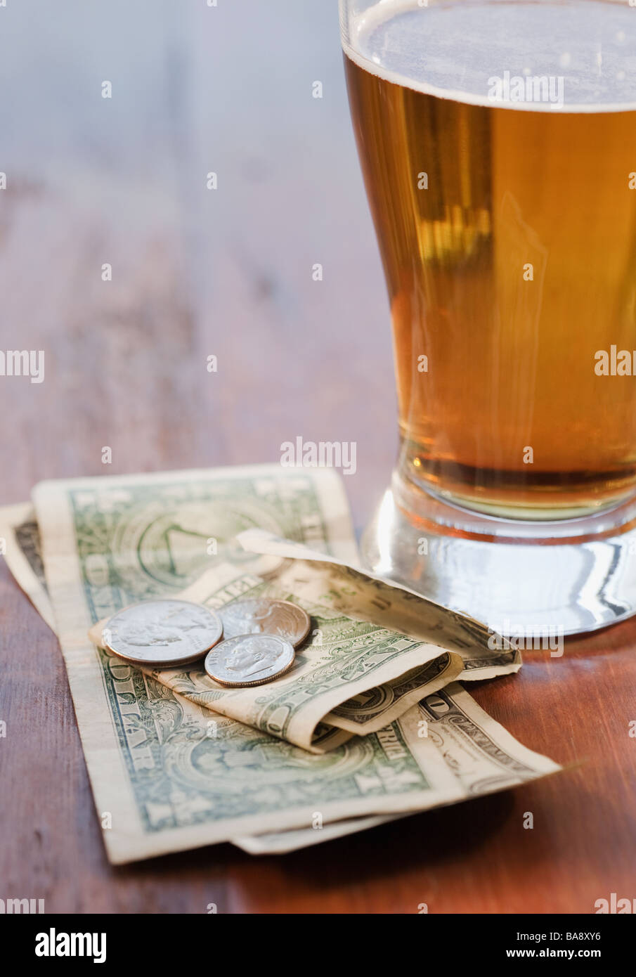 Drink bar money us hi-res stock photography and images - Alamy