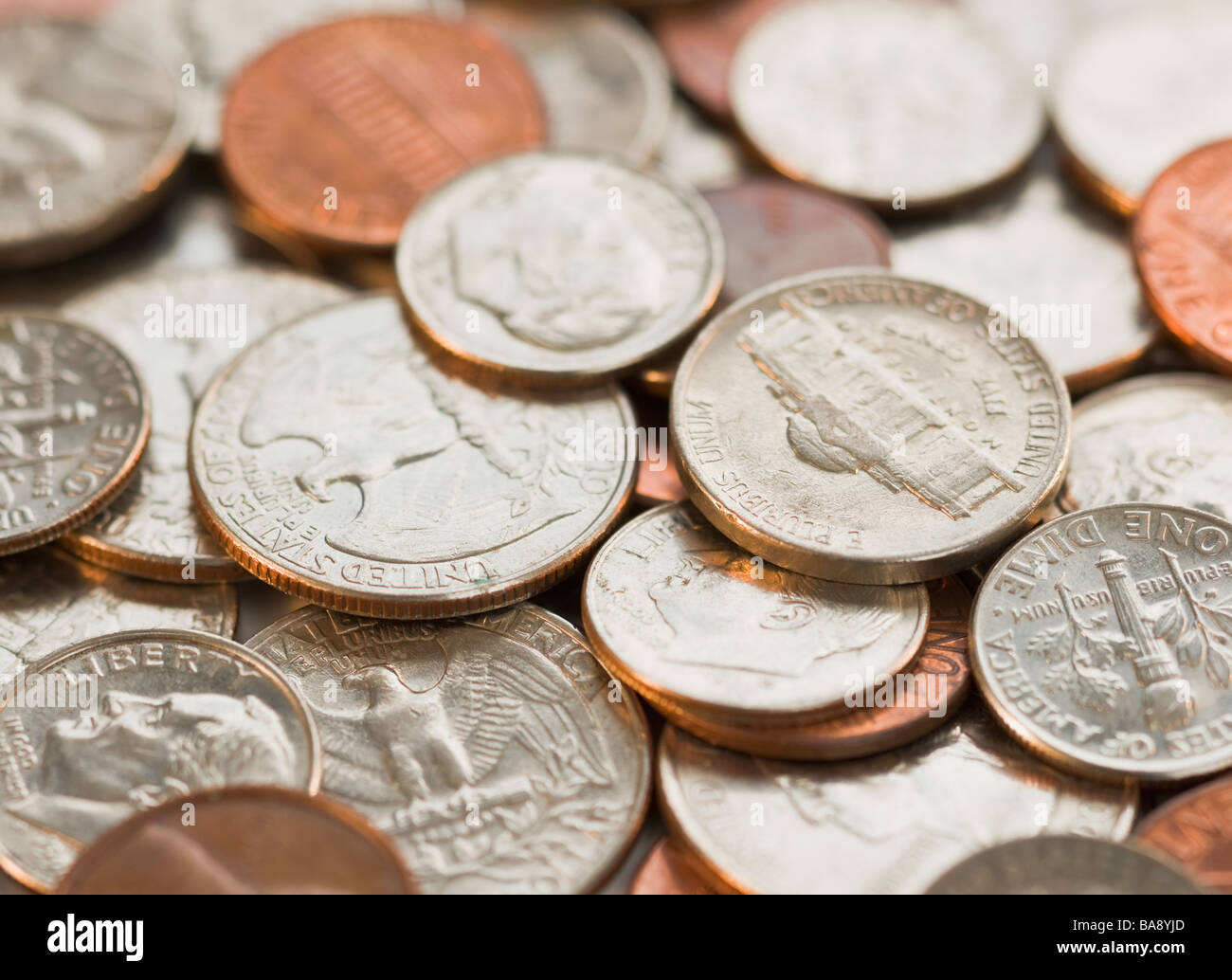 Coin scatter hi-res stock photography and images - Alamy