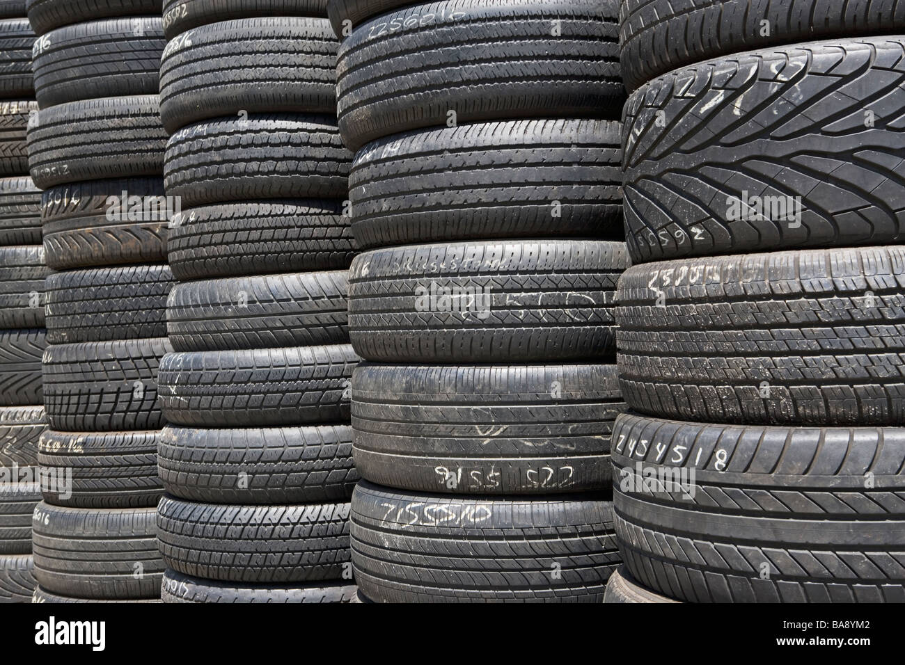 Stacks of car tires Stock Photo - Alamy