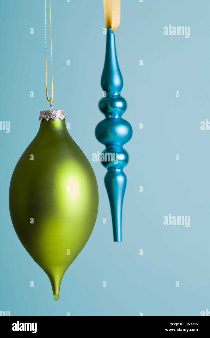 Two vertical ornaments hi-res stock photography and images - Alamy