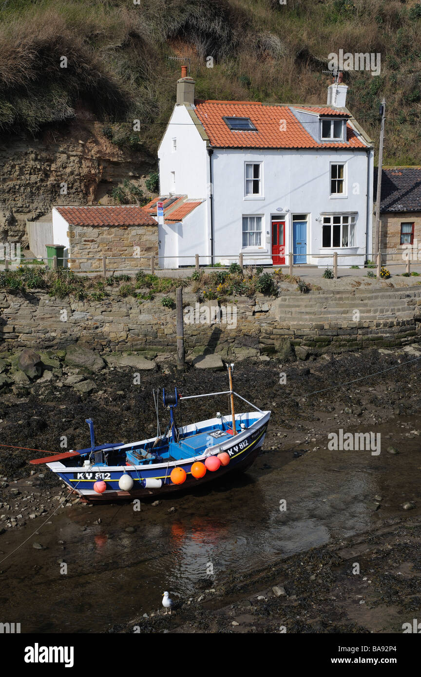 Fishing boats at Staithes Stock Photo - Alamy