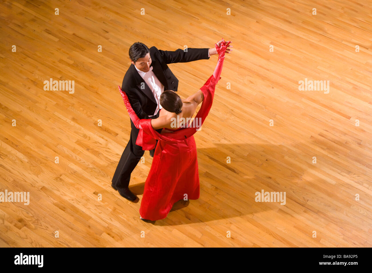 Ballroom waltz hi-res stock photography and images - Alamy