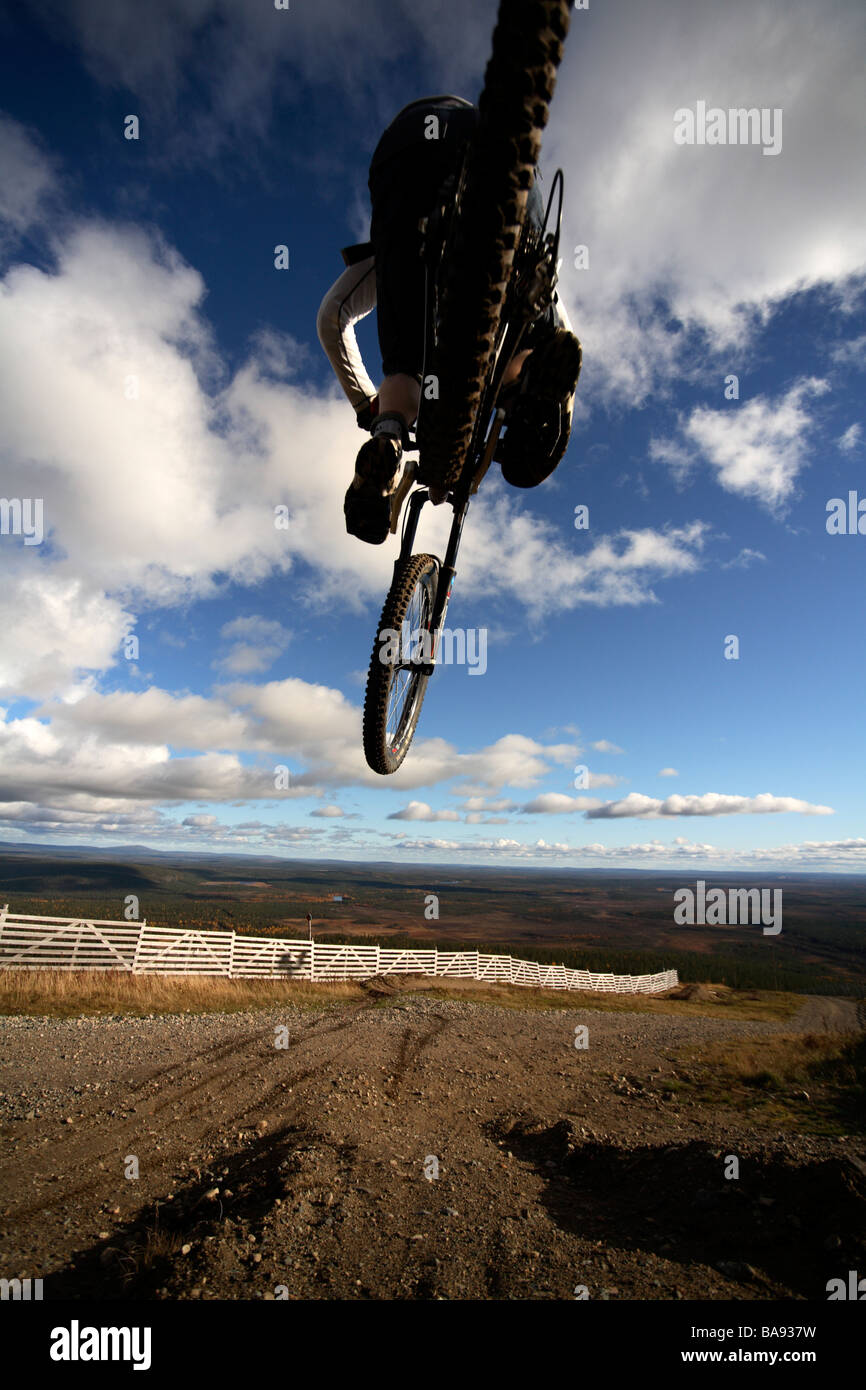 Mountainbike freeride hi-res stock photography and images - Alamy