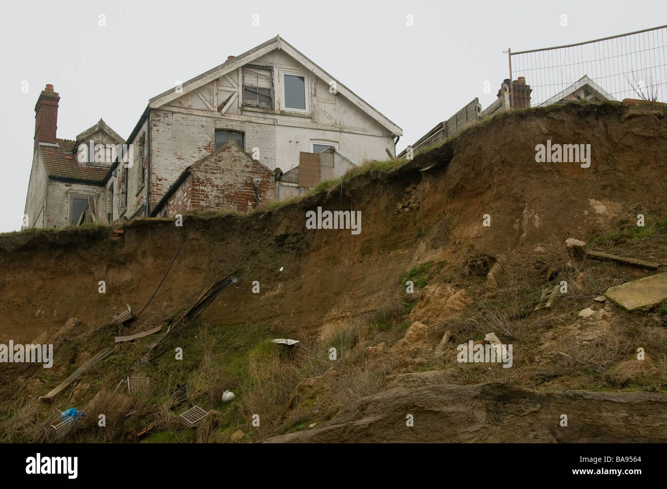 House collapse erosion hi-res stock photography and images - Alamy
