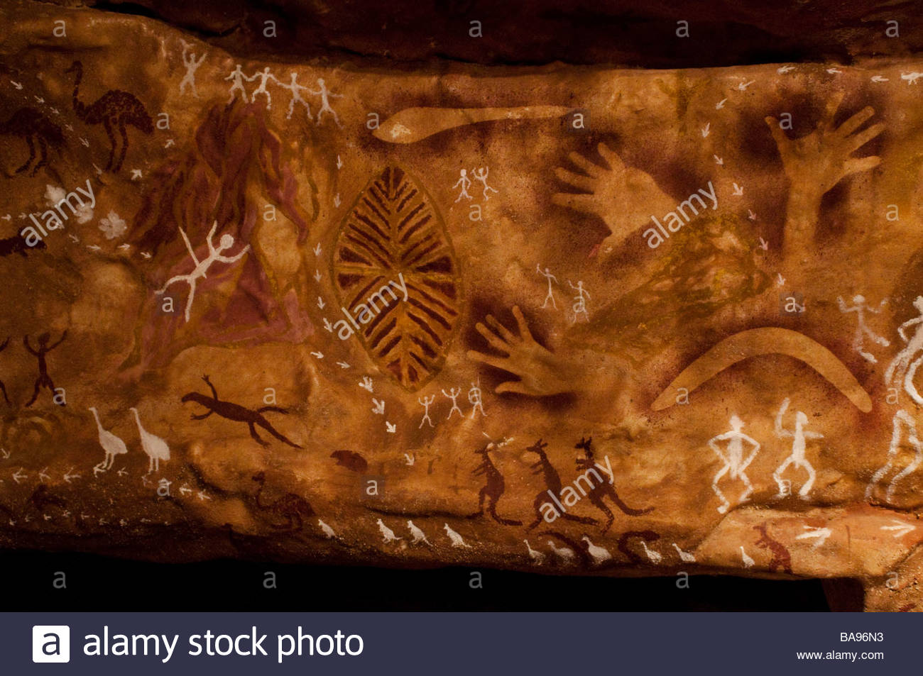 Aboriginal Town Stock Photos & Aboriginal Town Stock Images - Alamy