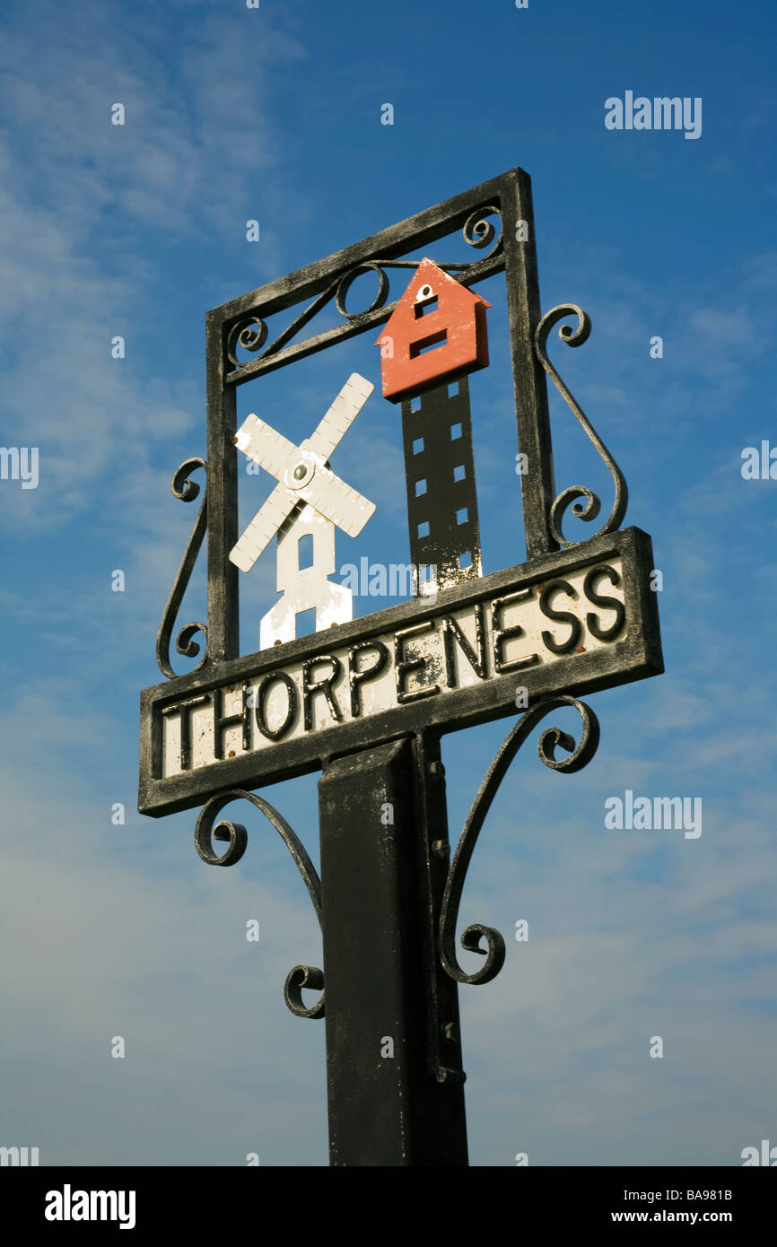 House in sky suffolk thorpeness hi-res stock photography and images - Alamy