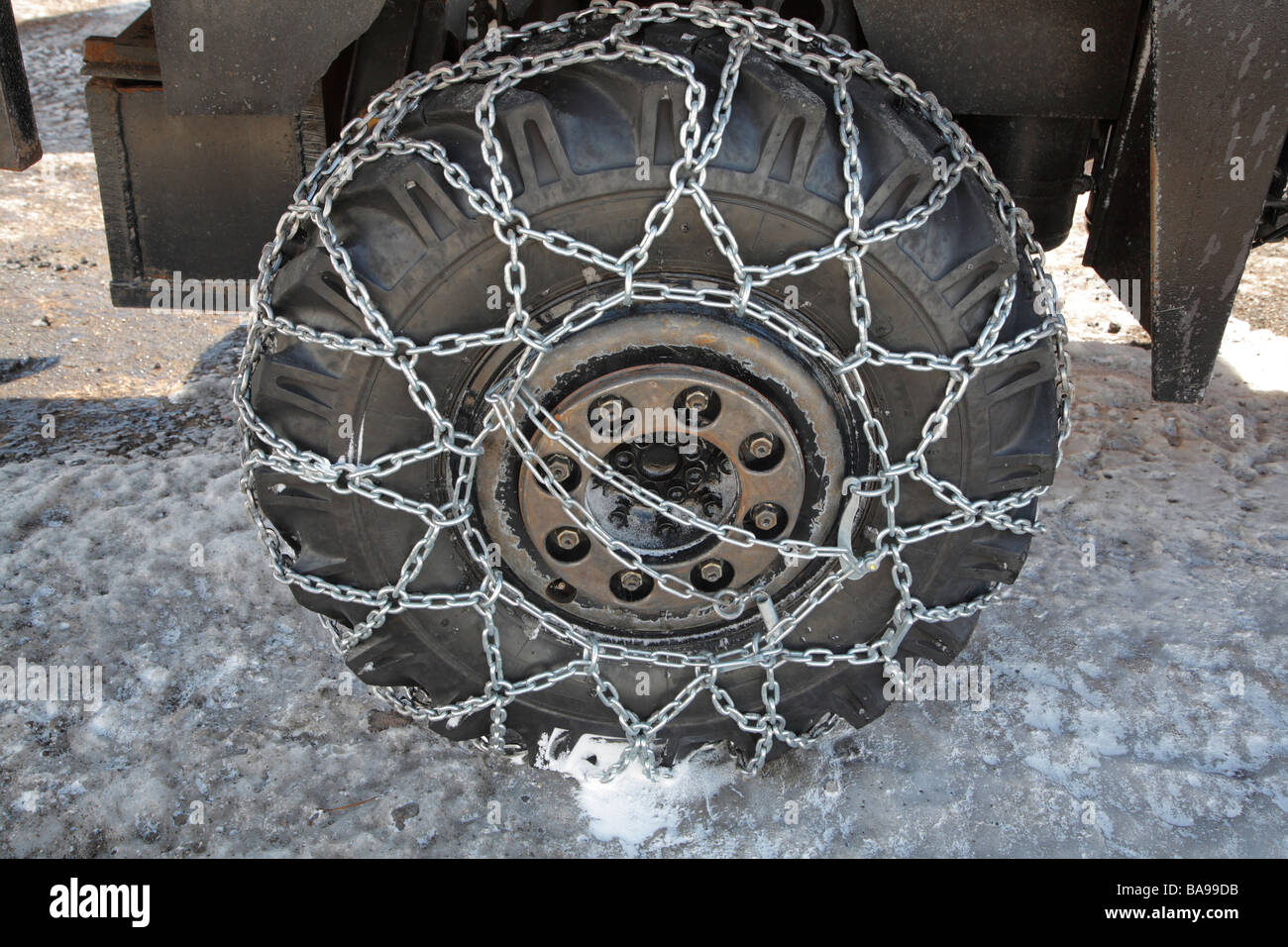Bulldozer specially equiped for clearing snow on the roads of Mount ...