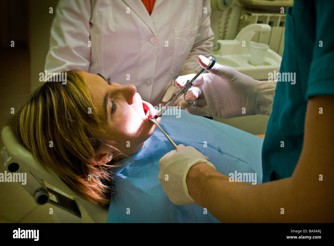 Dental implantology hi-res stock photography and images - Alamy