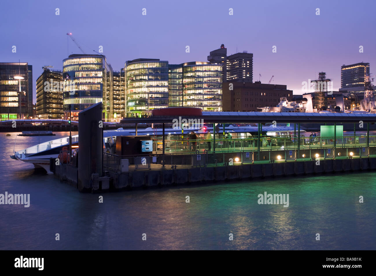 Tower millennium pier river thames hi-res stock photography and images ...