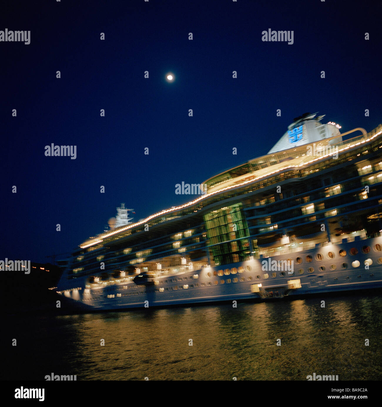 A cruise liner in the night Stock Photo - Alamy