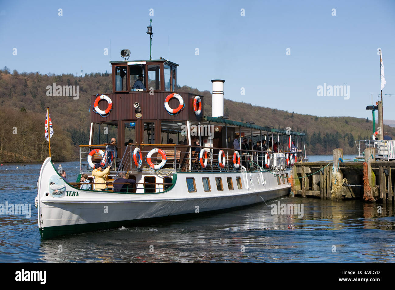 Windermere steam ferry lake hi-res stock photography and images - Alamy