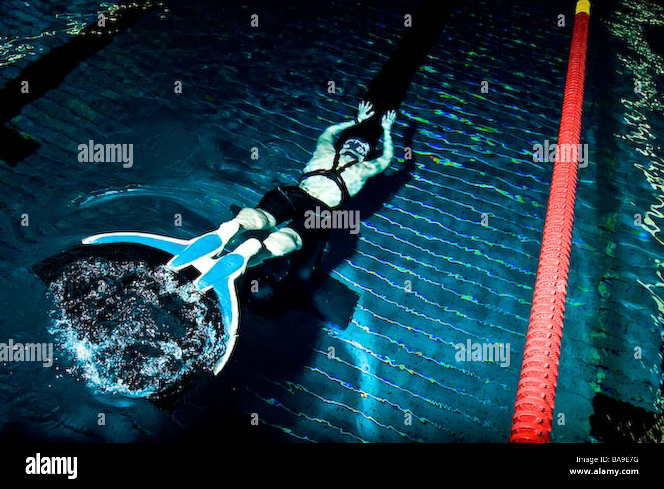 Diving with monopalm in a swimming pool Stock Photo - Alamy