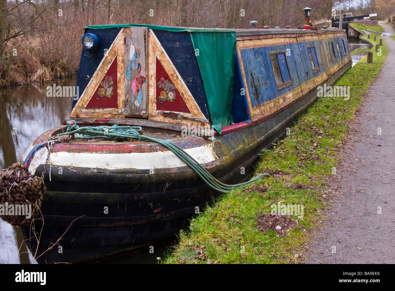 Neglected boat hi-res stock photography and images - Alamy