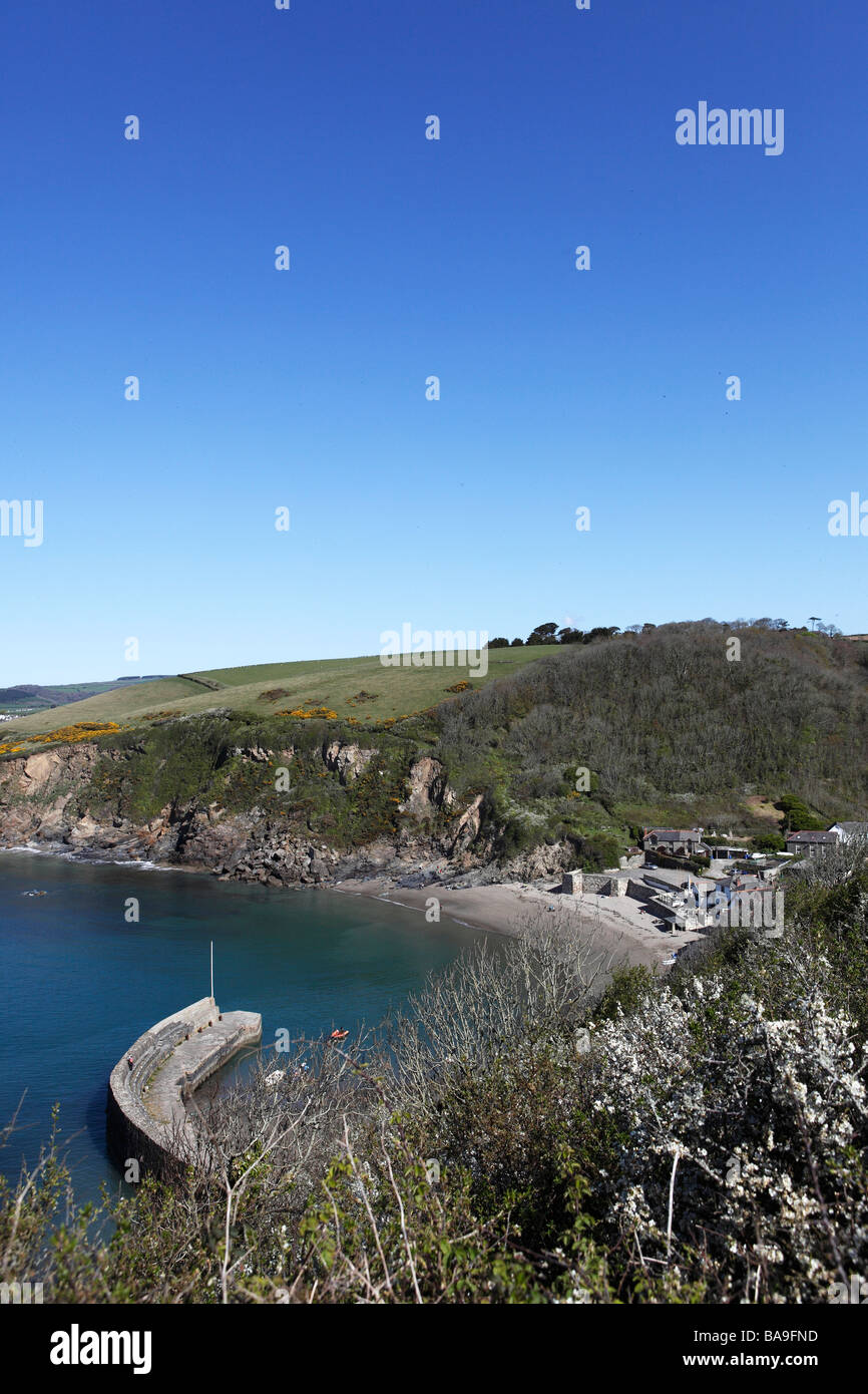 Polkerris cove cornwall hi-res stock photography and images - Alamy