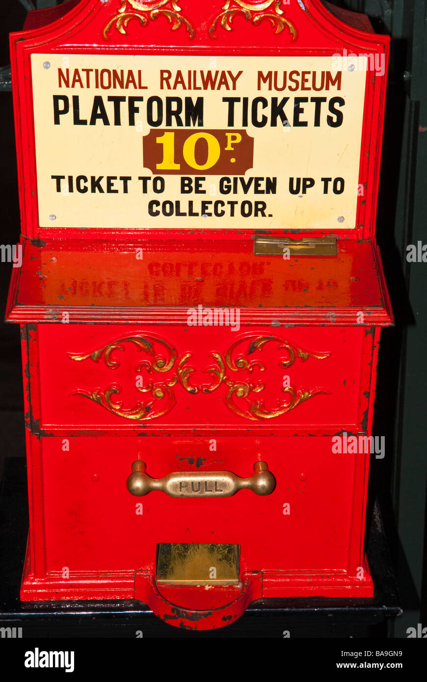Old fashioned train ticket hi-res stock photography and images - Alamy