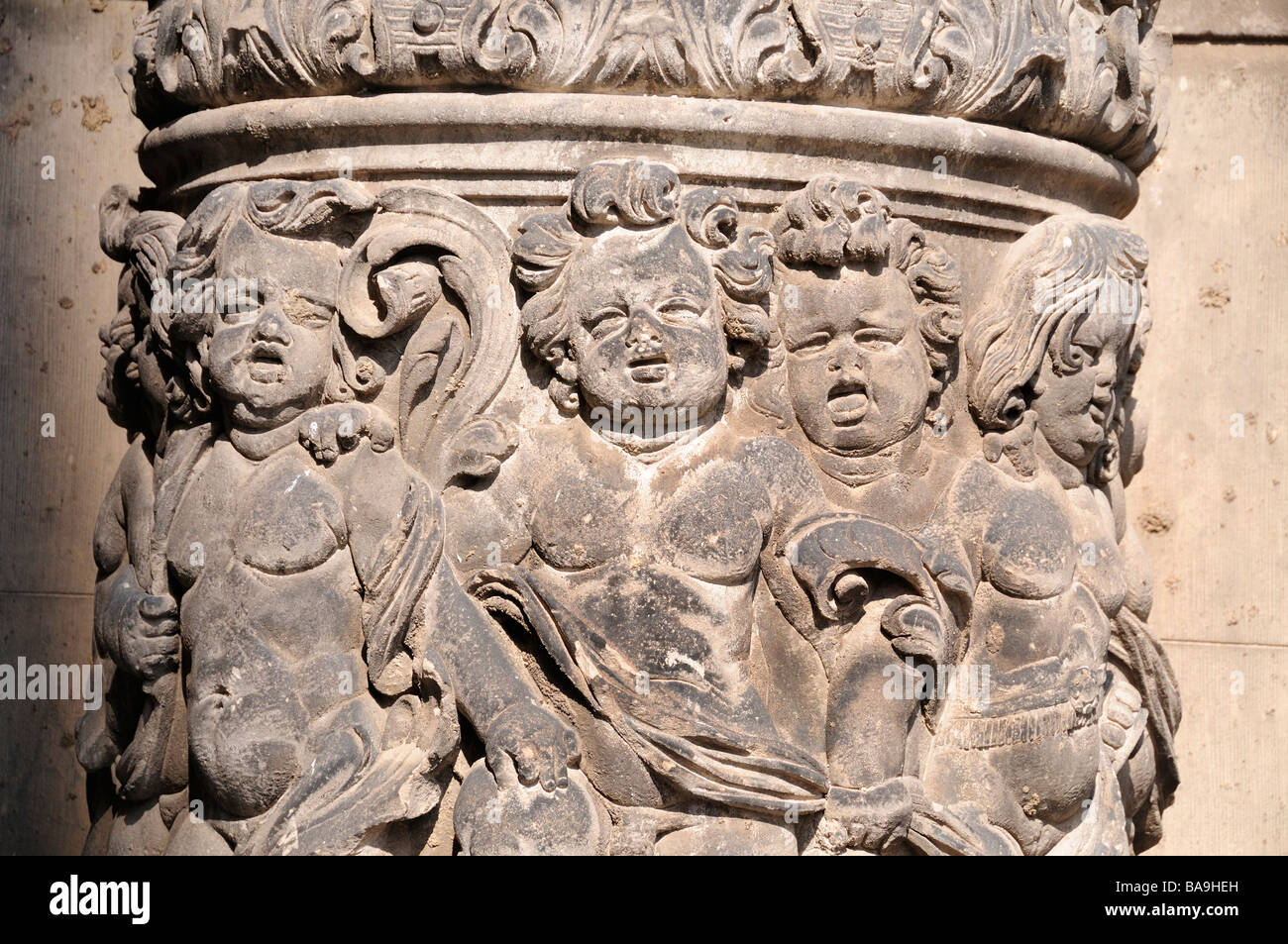 Baroque pillar hi-res stock photography and images - Alamy