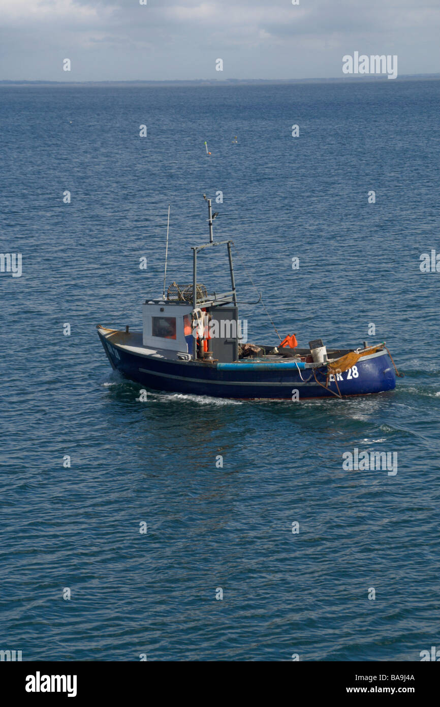 Fishing boat at sea near Trefor Pier, North Wales Stock Photo - Alamy