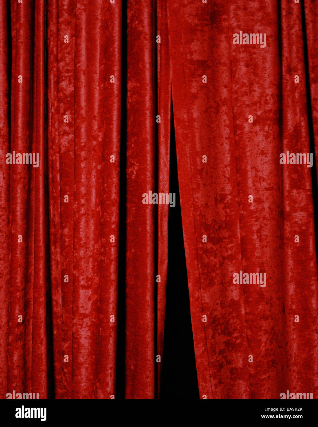 Red curtained hi-res stock photography and images - Alamy