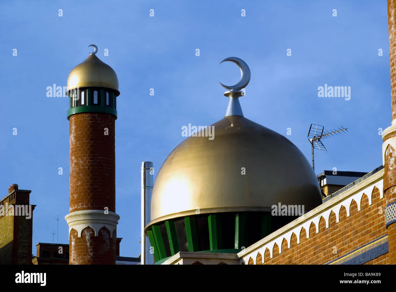 Tooting Broadway Mosque Stock Photo - Alamy
